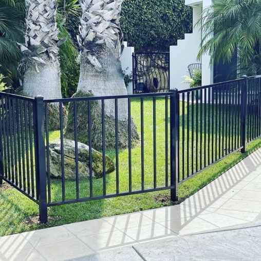 Fence Contractor in Ventura, CA | S&S Fence & Fab